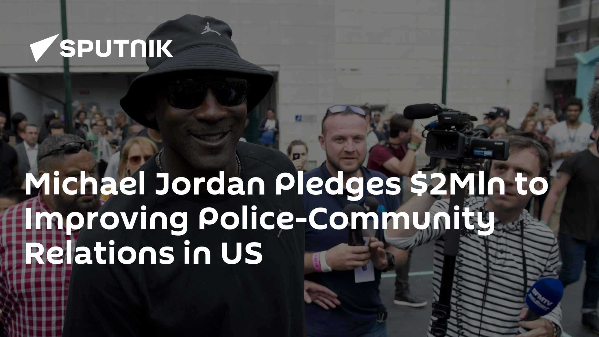 Michael Jordan Pledges $2Mln to Improving Police-Community Relations in ...