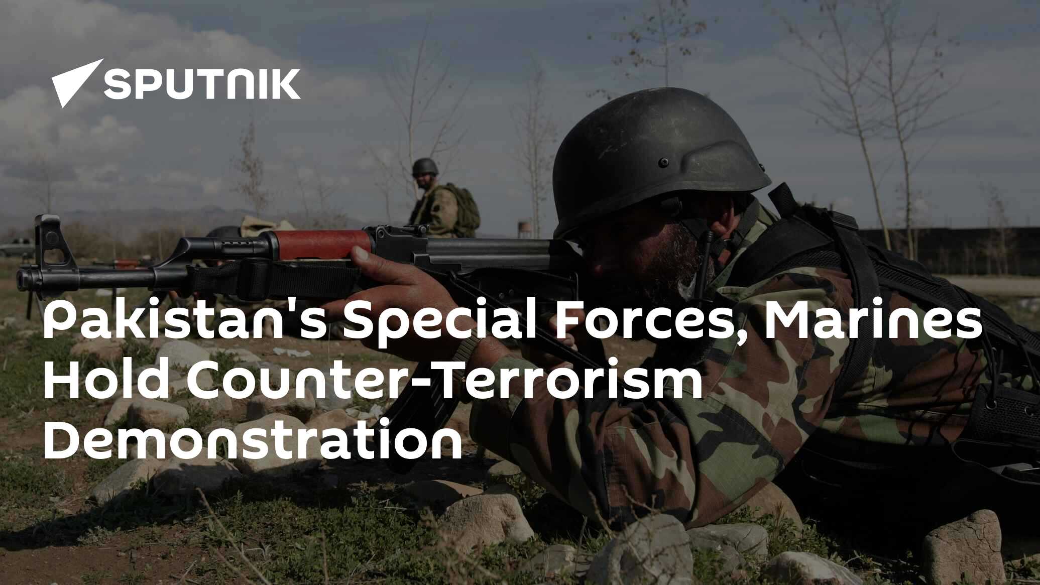 Pakistan's Special Forces, Marines Hold Counter-Terrorism Demonstration ...