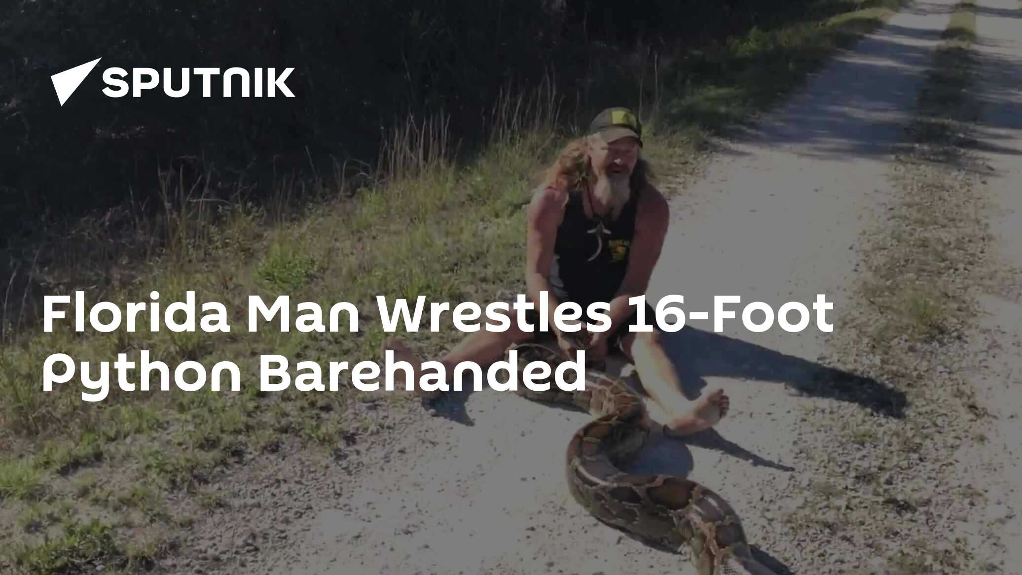 Florida Man Wrestles 16-Foot Python Barehanded - 13.05.2017, Sputnik ...