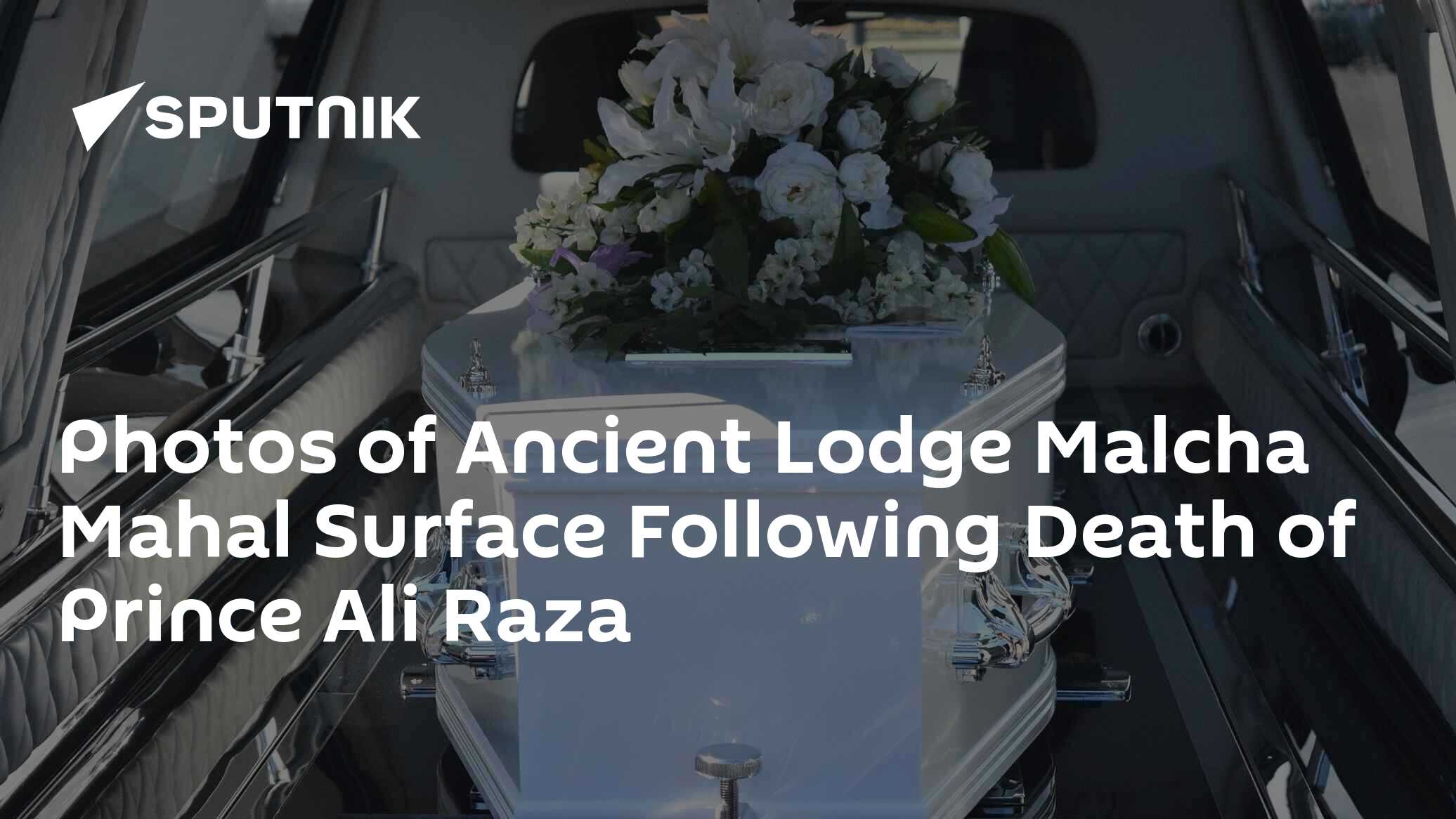 Photos of Ancient Lodge Malcha Mahal Surface Following Death of Prince ...