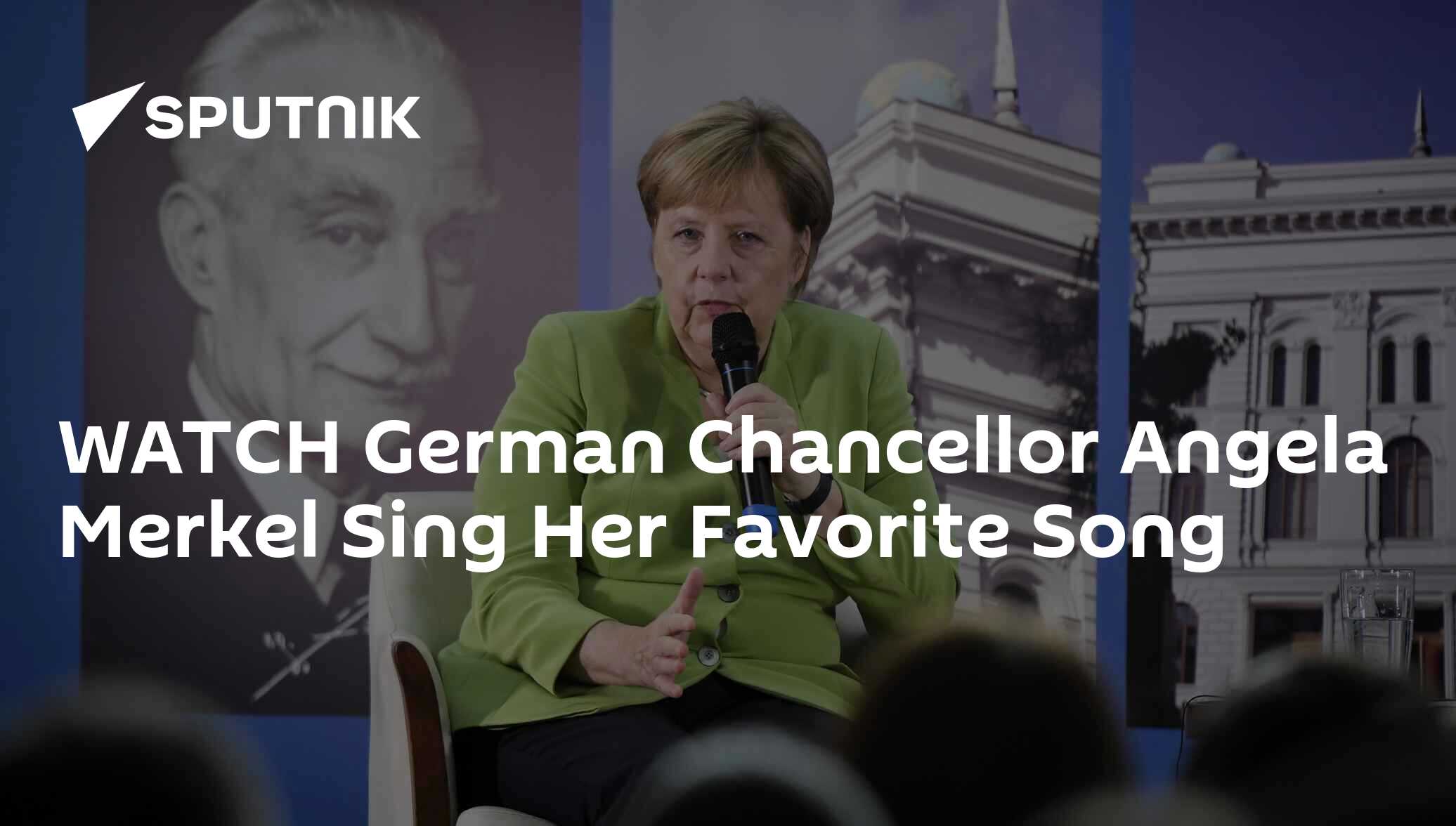 WATCH German Chancellor Angela Merkel Sing Her Favorite Song - 24.08. ...