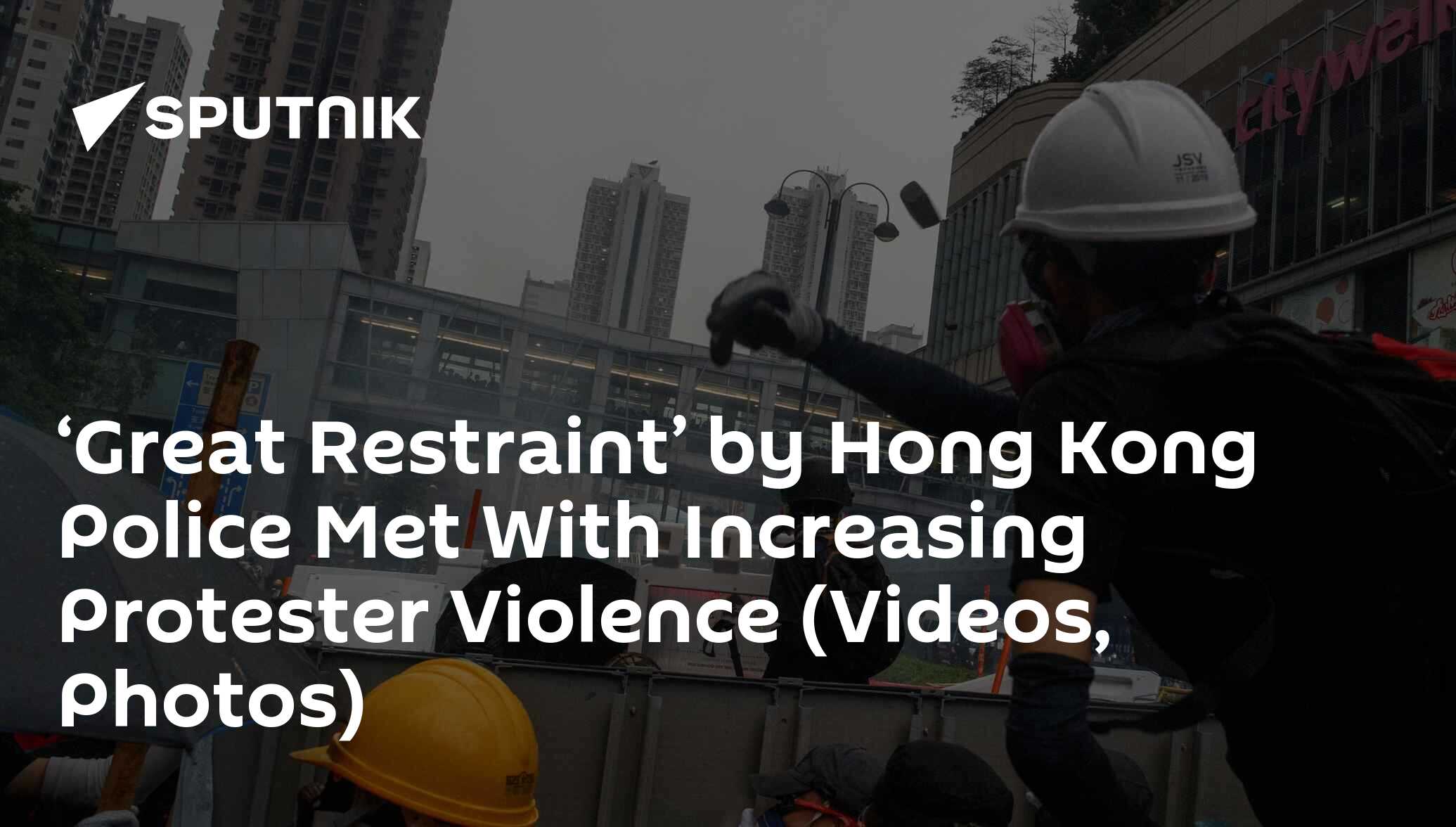 ‘Great Restraint’ by Hong Kong Police Met With Increasing Protester ...