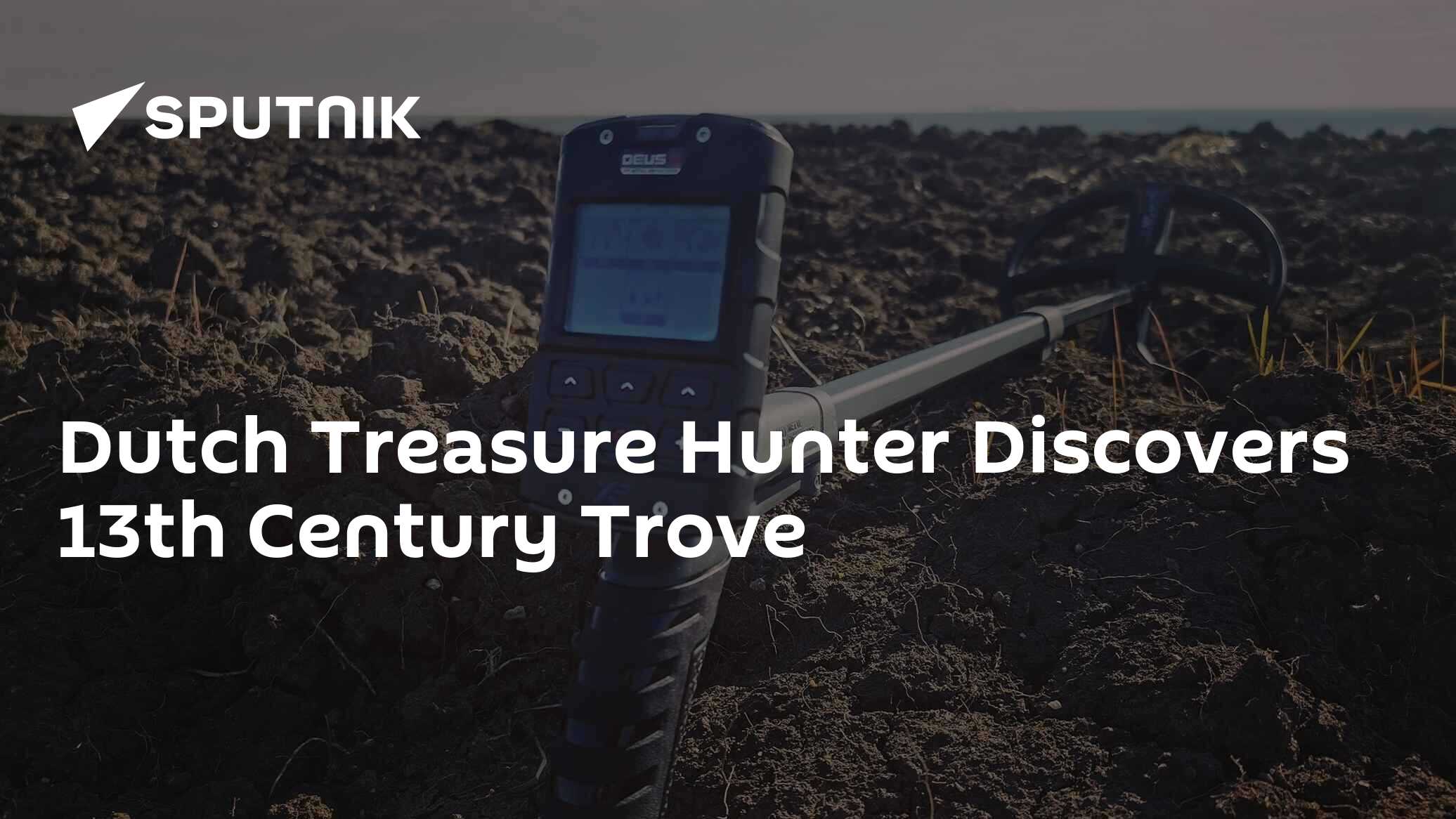Dutch Treasure Hunter Discovers 13th Century Trove
