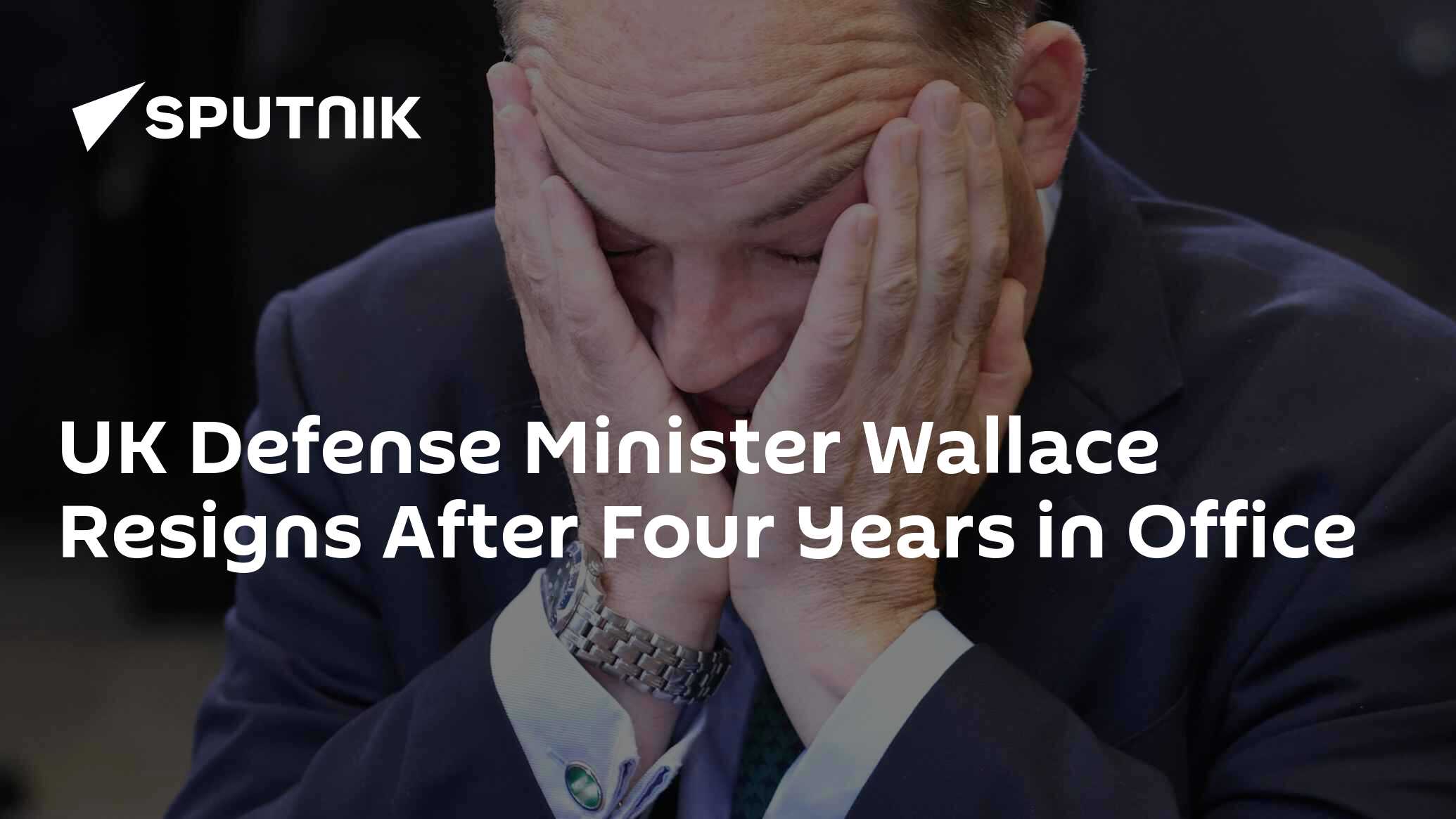 British Defense Minister Wallace Resigns Steps Down