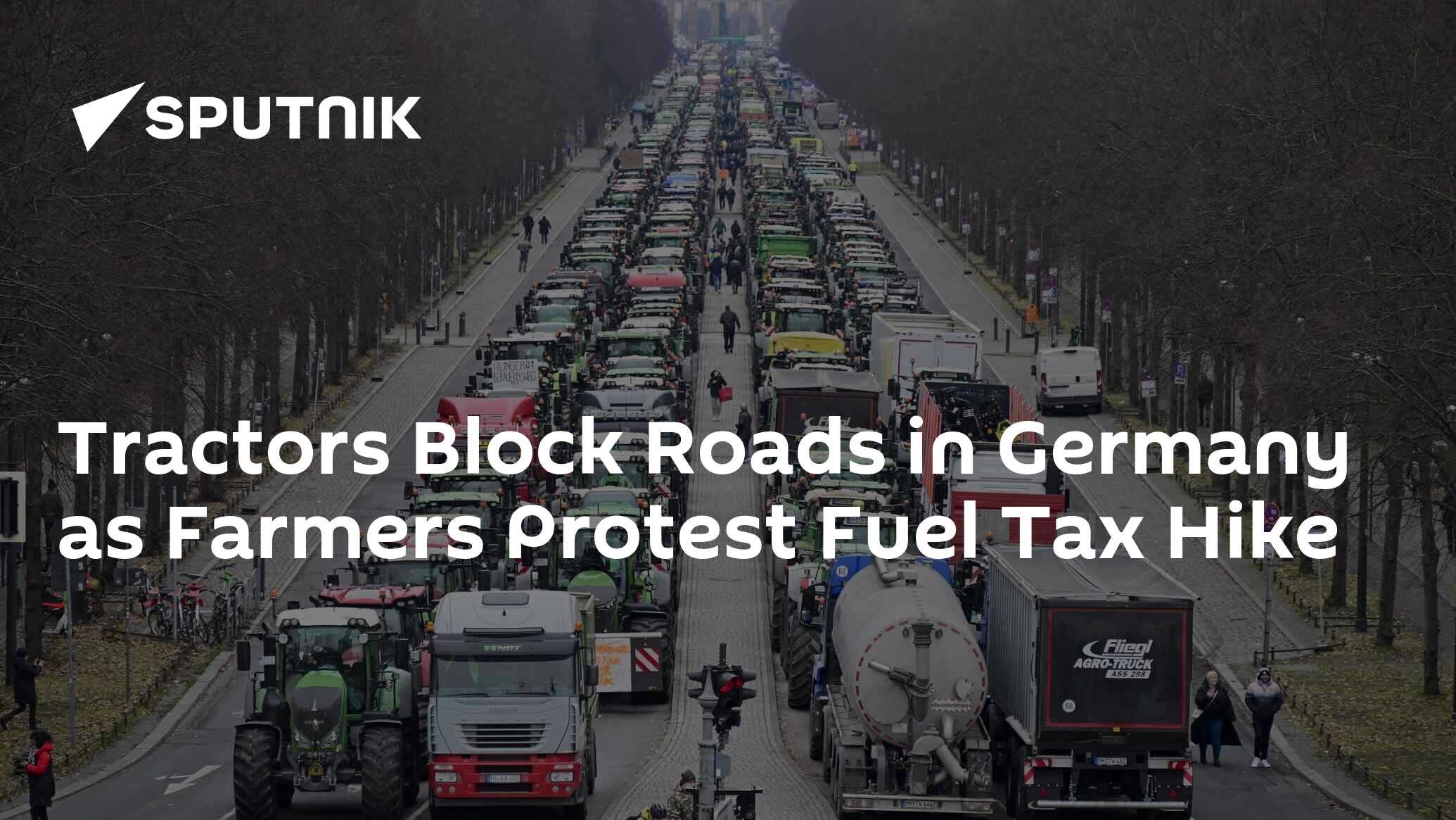 Tractors Block Roads in Germany as Farmers Protest Fuel Tax Hike