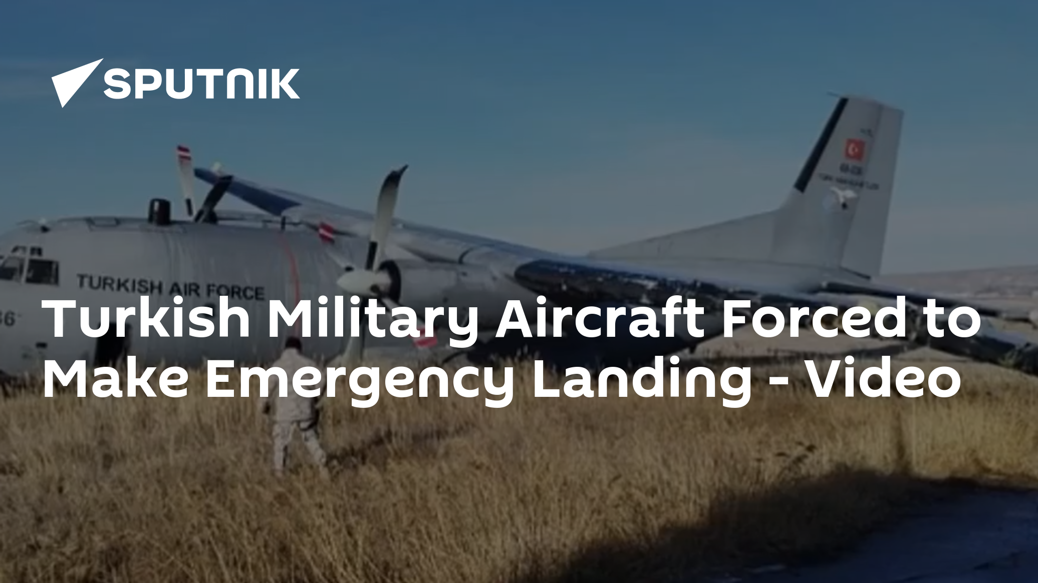Turkish Military Aircraft Forced to Make Emergency Landing - Video