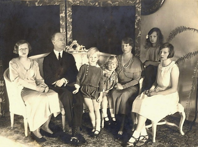 I've Come to Reclaim My Family's Home: Nazi Victims' Tales of Victory ...