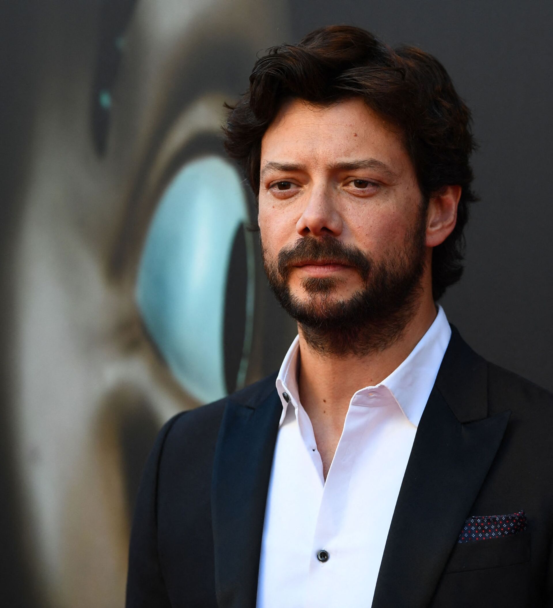'Money Heist' Actor Álvaro Morte Bids Adieu to the Professor - Video