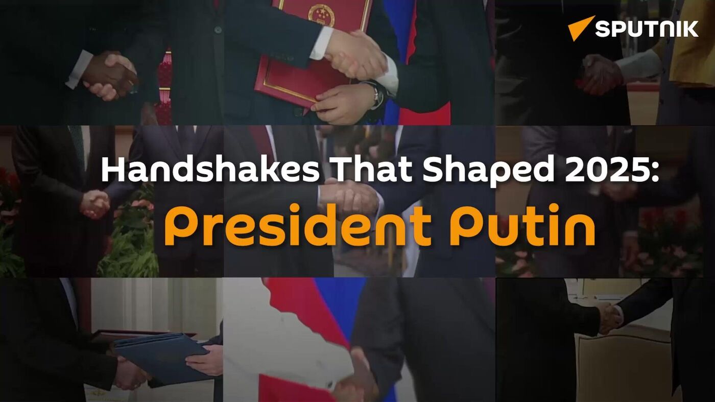 The Power of a Warm Welcome: Putin’s Historic Handshakes That Shaped 2025