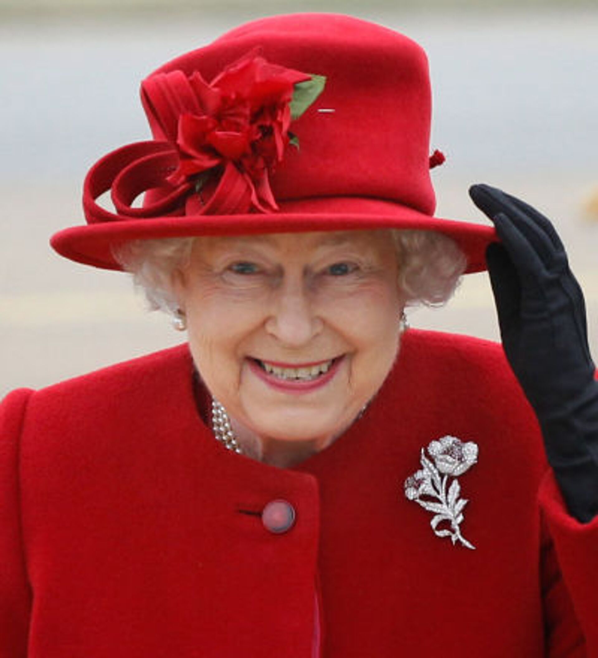 Queen Already on Tinder and Other Unforgiving Memes on Social Media ...