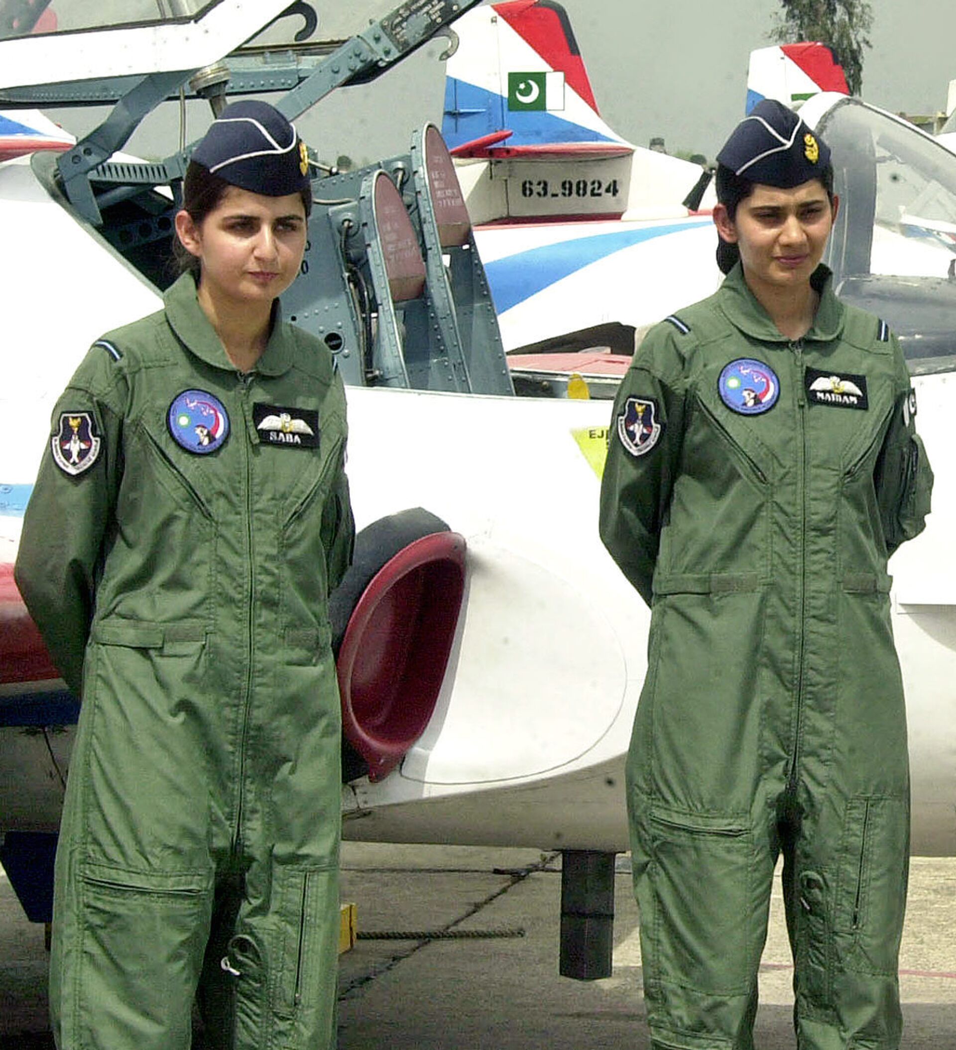 Miss Top Gun: Female Fighter Pilots From Around the World - 14.10.2015 ...