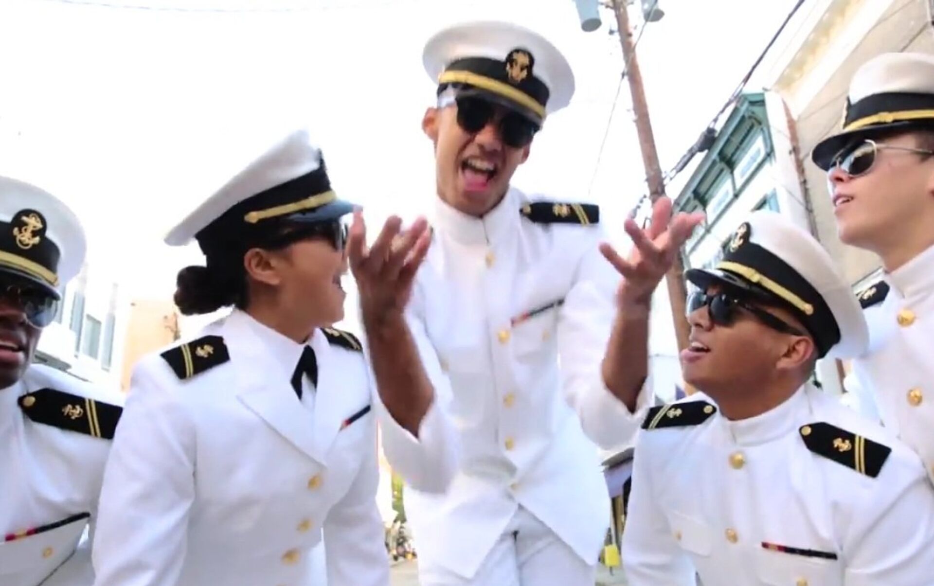 'Salute myself I'm so pretty'! Naval Academy’s Rendition of 'Uptown ...