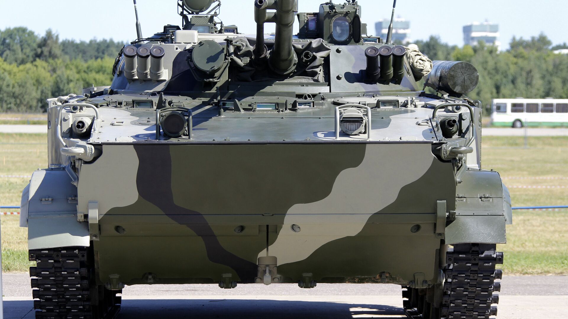 Russia's Remote-Controlled Armored Vehicles Pave the Way to Futuristic ...