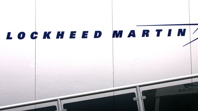 Australia Signs Contract With Lockheed Martin to Produce Guided Missiles