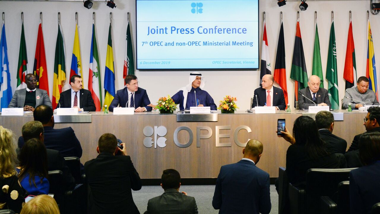 Angola Leaves OPEC Due to Country's Irrelevant Role in Organization