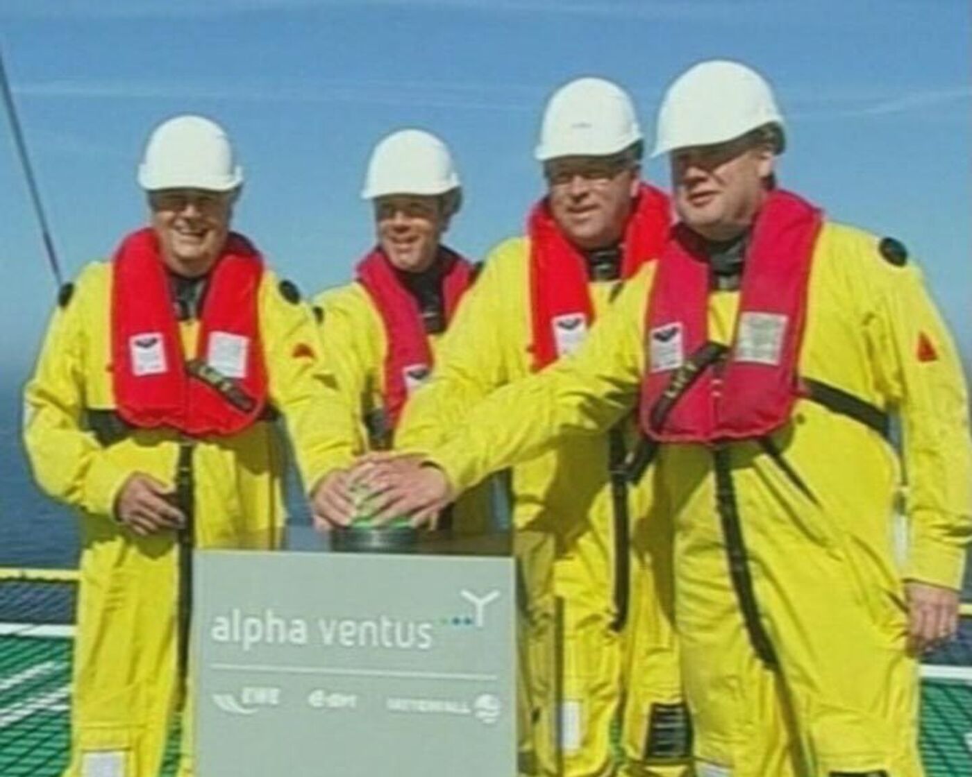Alpha Ventus; Germanys wind answer to renewable power - 28.04.2010 ...